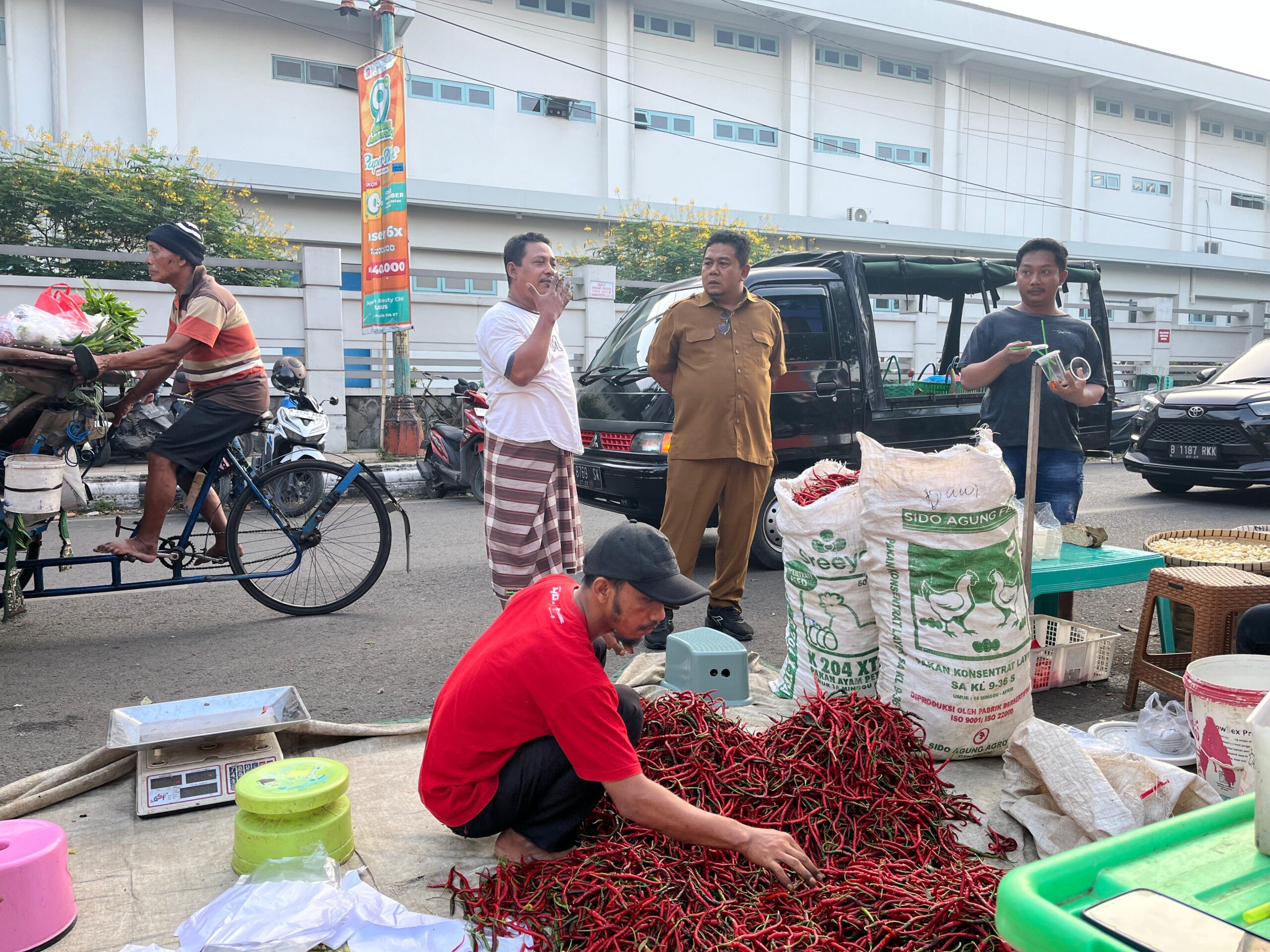 Tertibkan Jam Jualan Pedagang Sayur, Kadis Perdagangan Kudus Turun ...